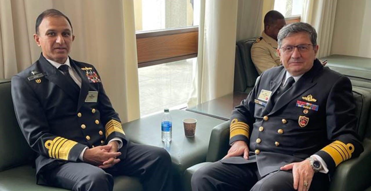 Pakistan Navy Chief holds key meetings during US visit - HUM News English