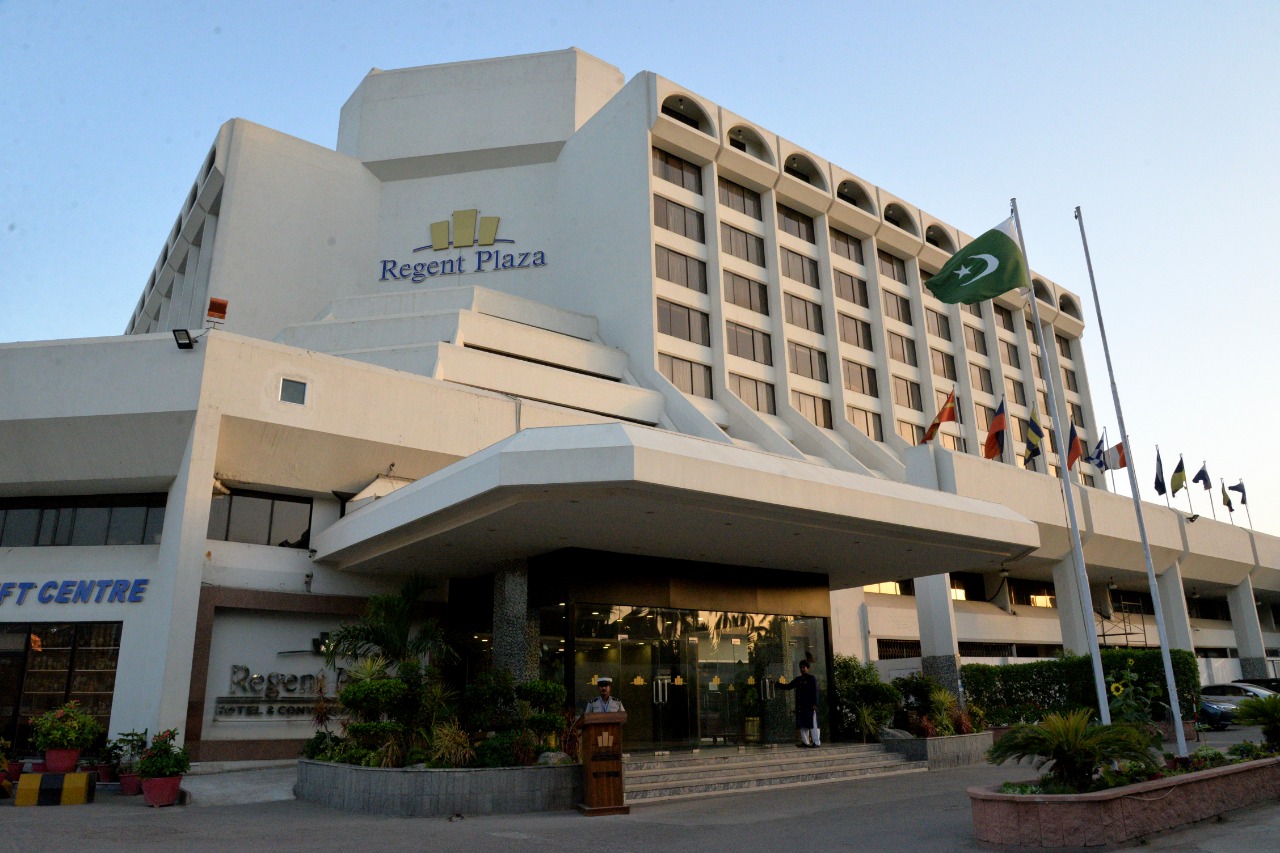 SIUT plans to buy Regent Plaza hotel for Rs 14.5 billion - HUM News English