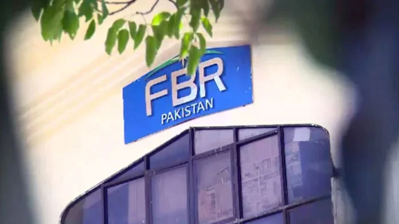 FBR targets Rs3.8 trillion taxes collection in next FY - HUM News English