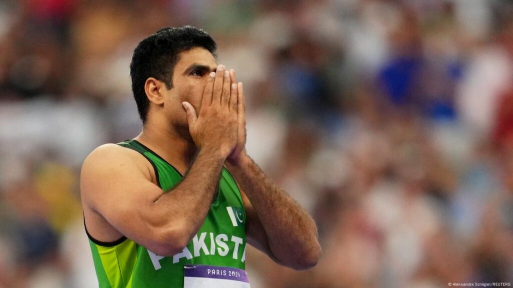 Arshad Nadeem: Javelin record breaker, Olympic gold winner - HUM News ...