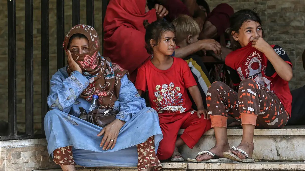 Egypt: New asylum law could badly impact refugees' rights - HUM News ...