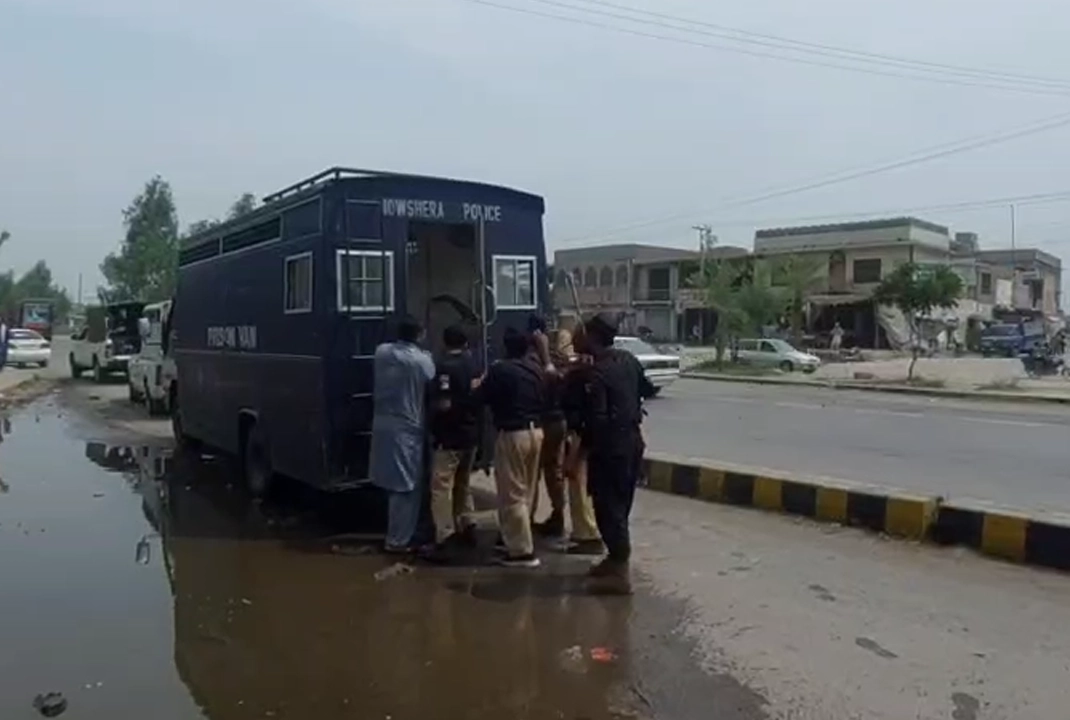 Nowshera load shedding: hunger strike declared by protesters - HUM News ...