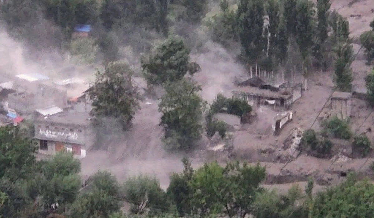 Flash flood damages 20 houses in Darel Valley in Gilgit-Baltistan - HUM ...